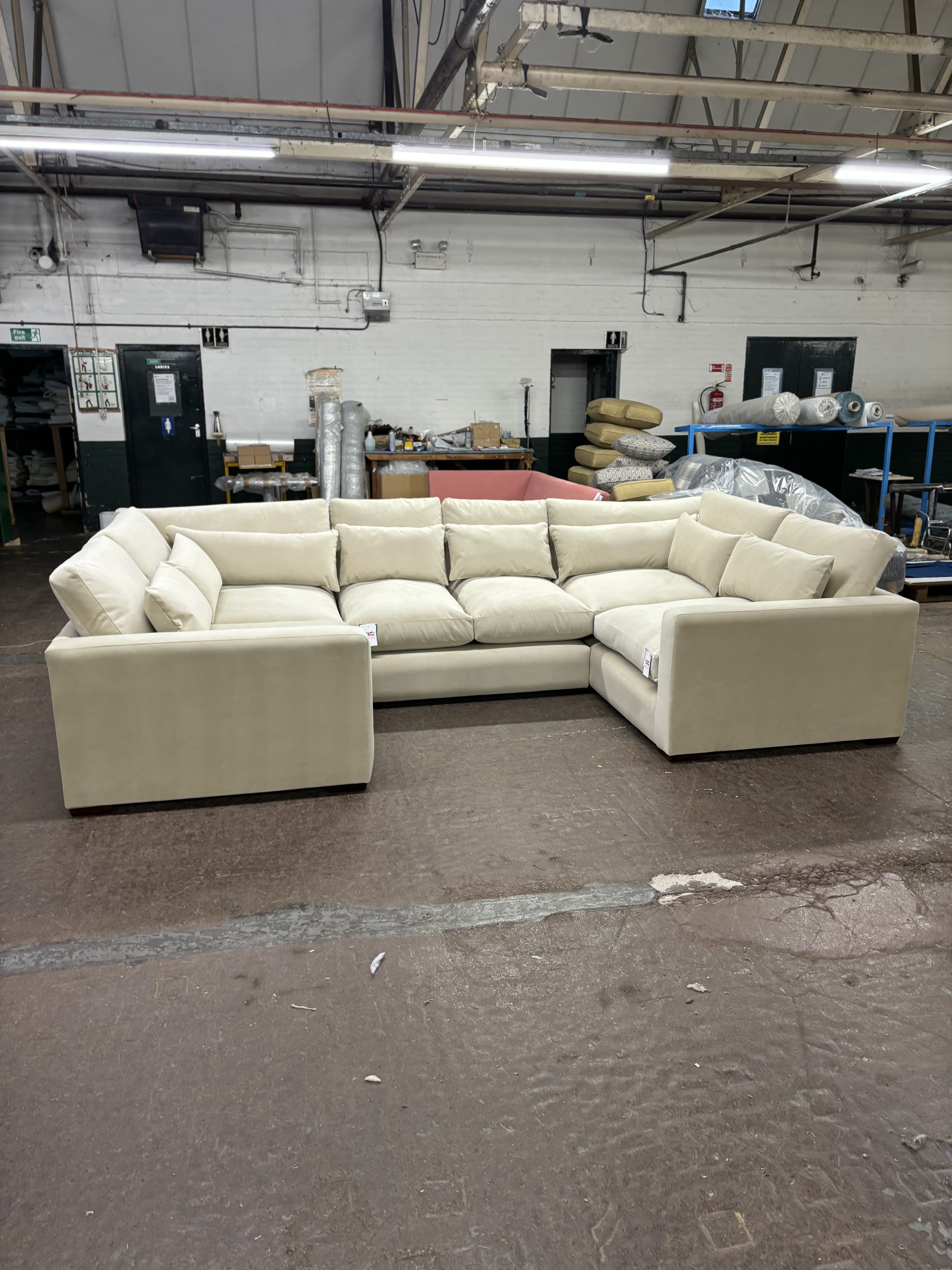Bespoke Corner Sofas | Long Eaton Sofas