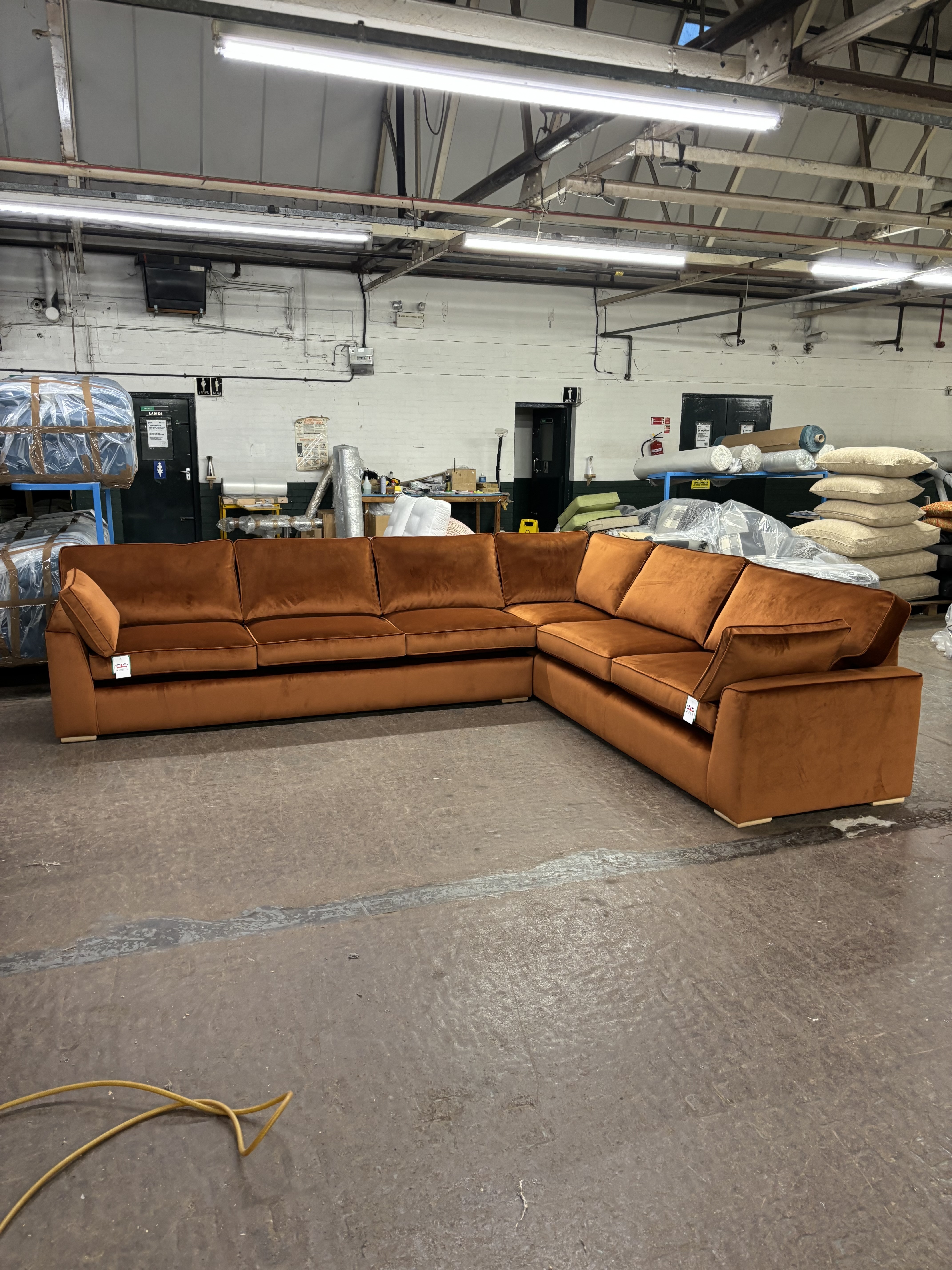 Bespoke Corner Sofas | Long Eaton Sofas